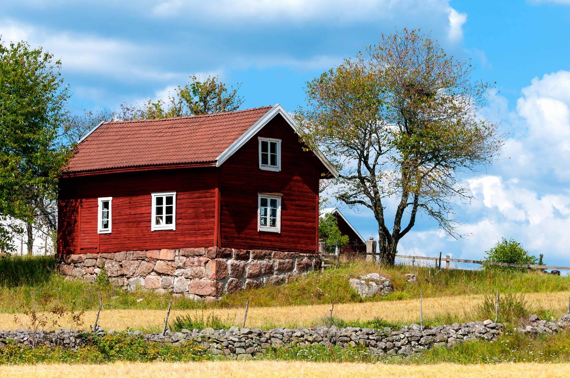 The History of the Red Cottage - Falu Rödfärg